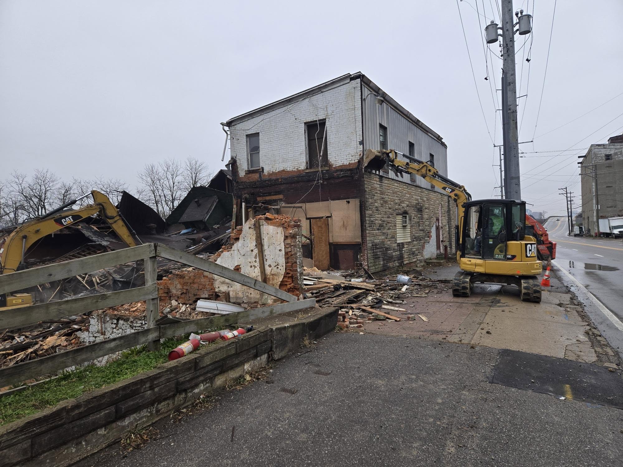 Saying Goodbye to a Haunted Legend: Bobby Mackey’s Music World ...